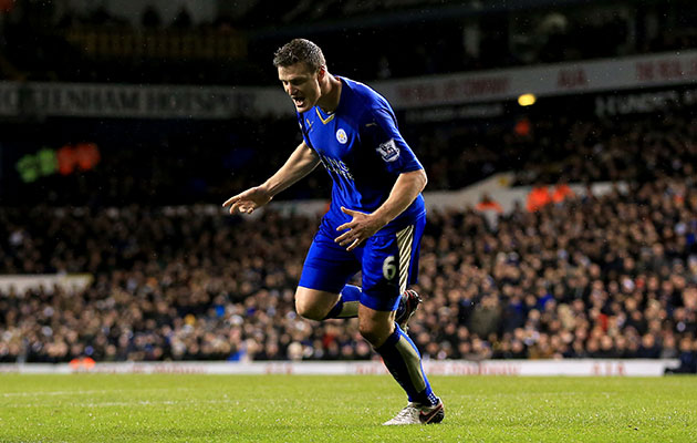 Robert Huth with a powerful header