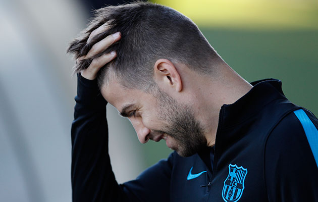 Espanyol fans smuggle pig's head to throw at Pique