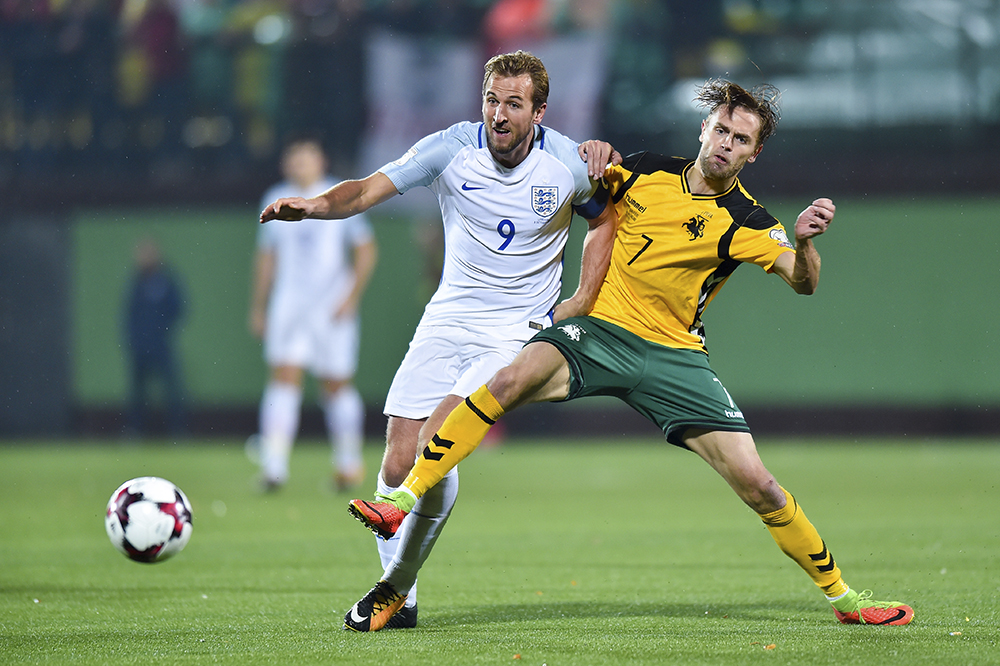Brian Glanville: England, a mediocre team led by a mediocre manager