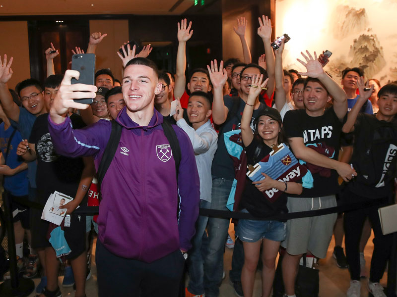 What Makes A True Football Fan? - Over Land And Sea